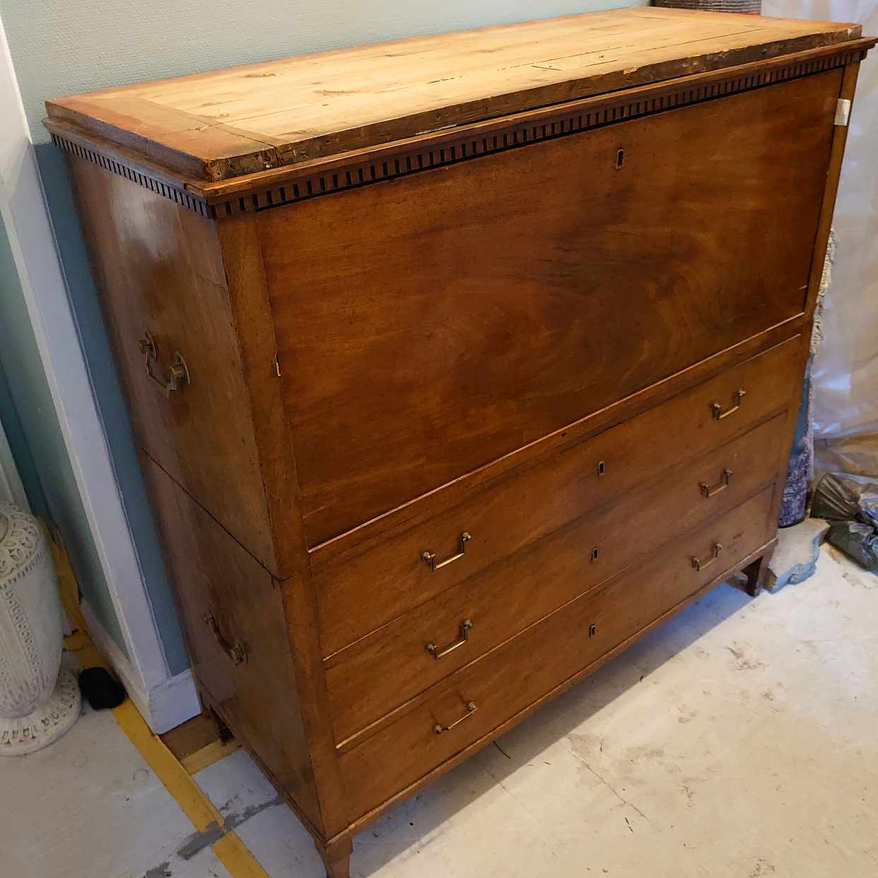 2 möbler - - Tiptapp