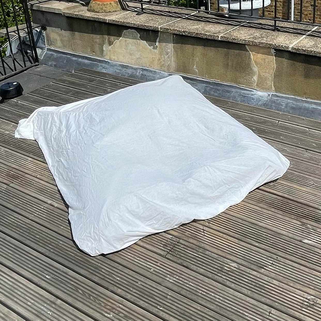 Broken Beanbag - Kensington And Chelsea - Tiptapp