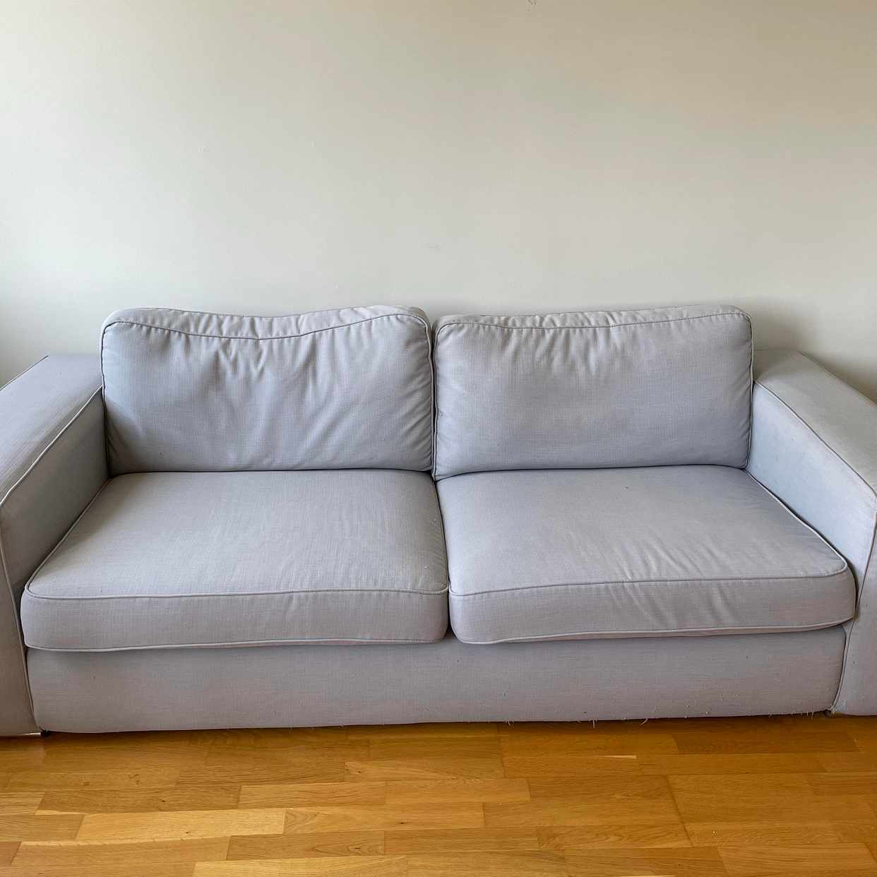 Tv + soffa bortskänkes - Stockholms Stad - Tiptapp