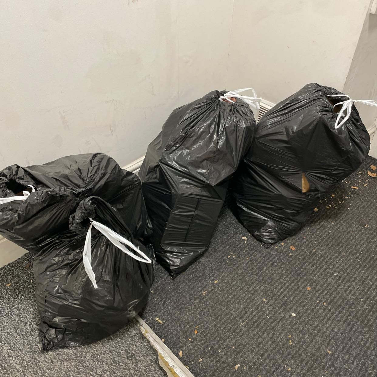 Small waste removal - Islington - Tiptapp