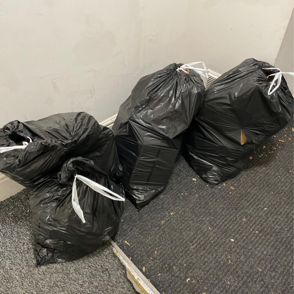 Small waste removal - Islington - Tiptapp