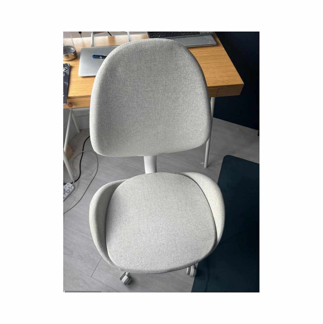Moving computer chair - - Tiptapp