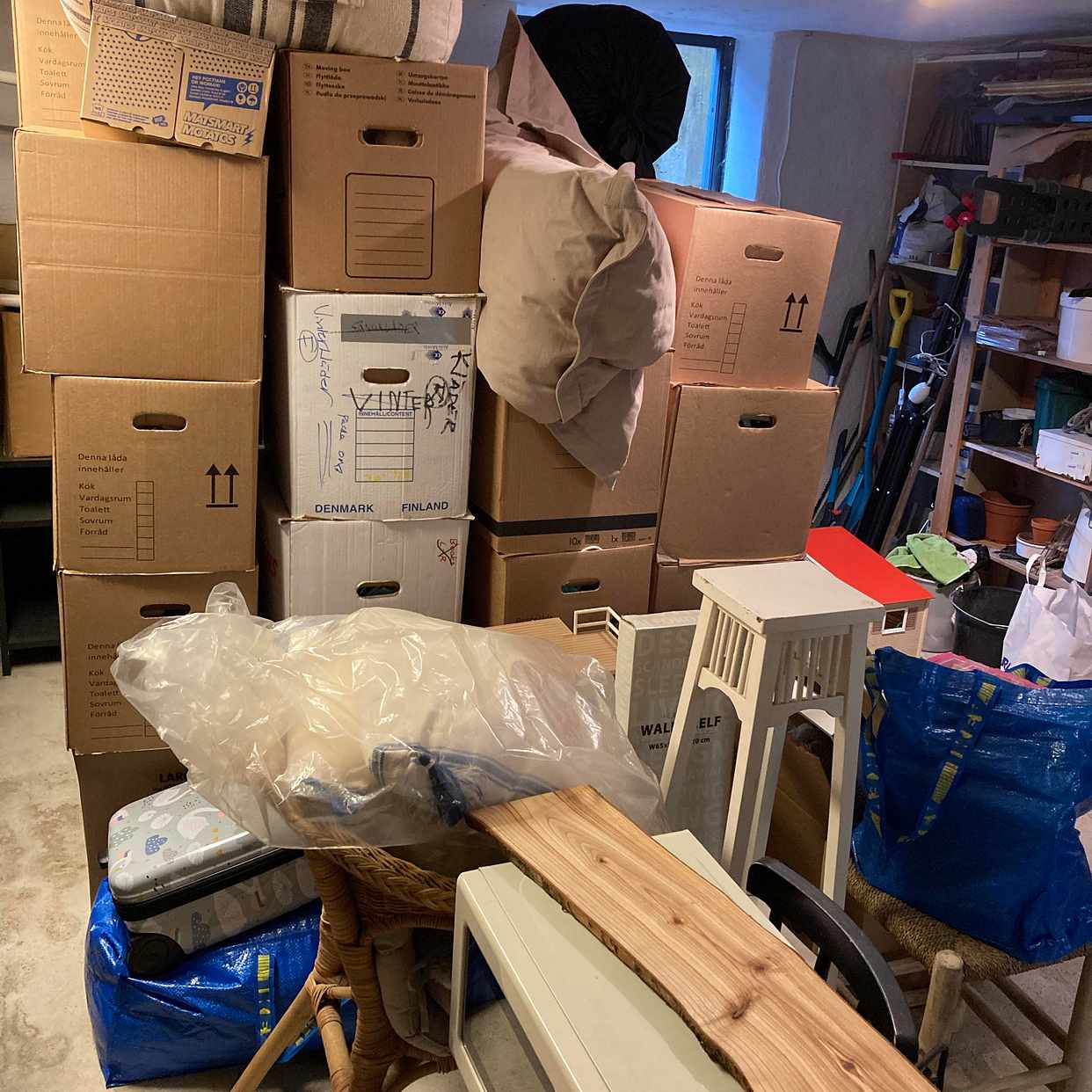 Flytt 32 flyttkartonger - - Tiptapp