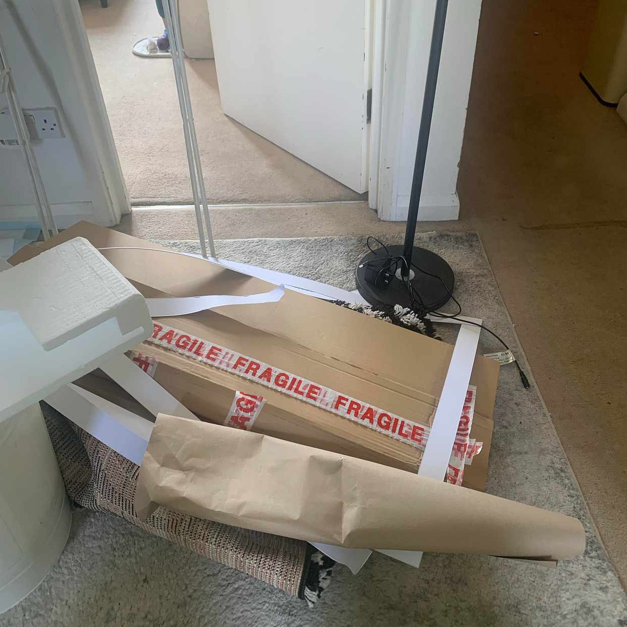 Remove waste/broken items - London - Tiptapp